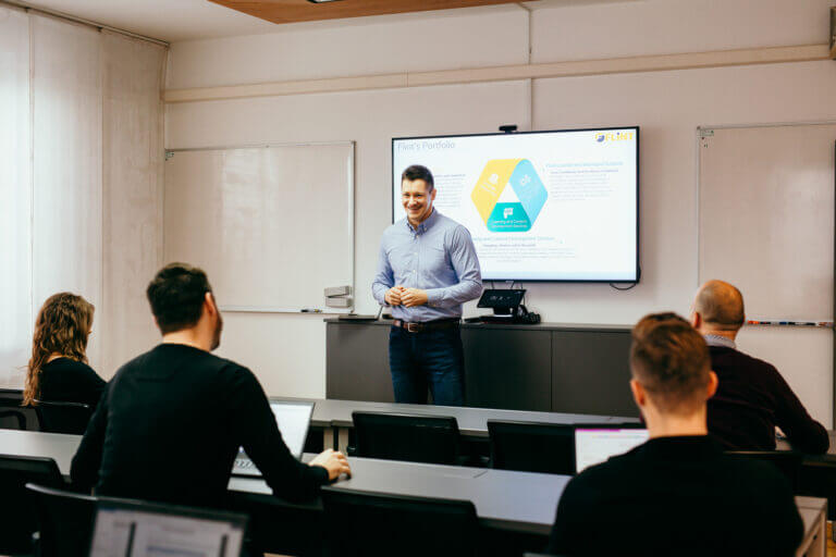 How to Identify an Exceptional Technical Instructor